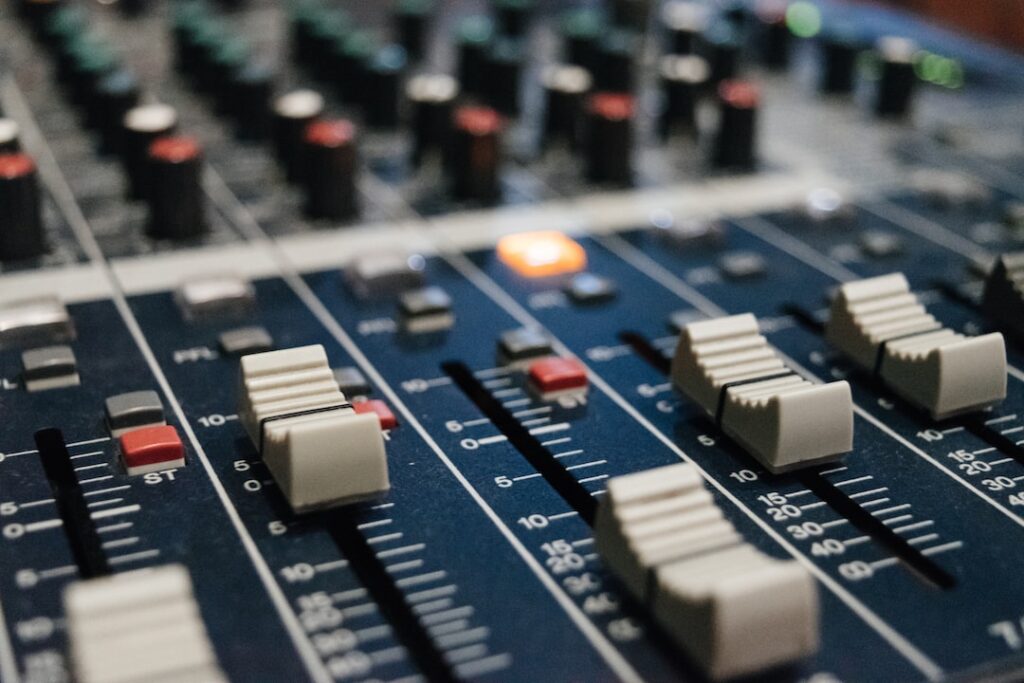Sound Equipment List: Your Ultimate Guide to Live Sound Gear [2024 ...