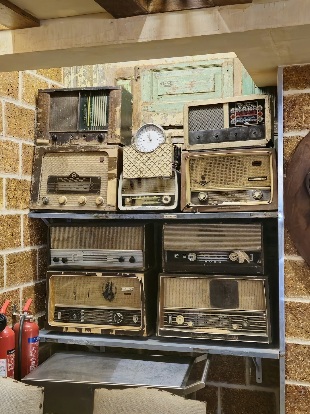 🎶 15 Iconic Brands of Vintage Stereo Equipment (2025) - Audio Brands